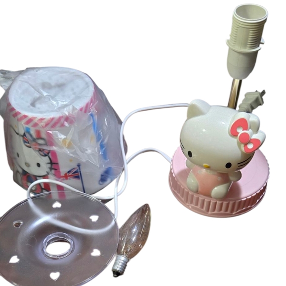 Other | Hello Kitty Table Lamp With Pink Base | Poshmark